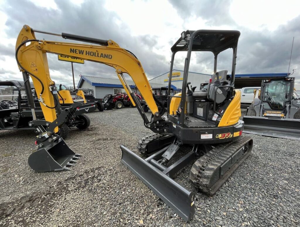 Excavators - BRIM Tractor