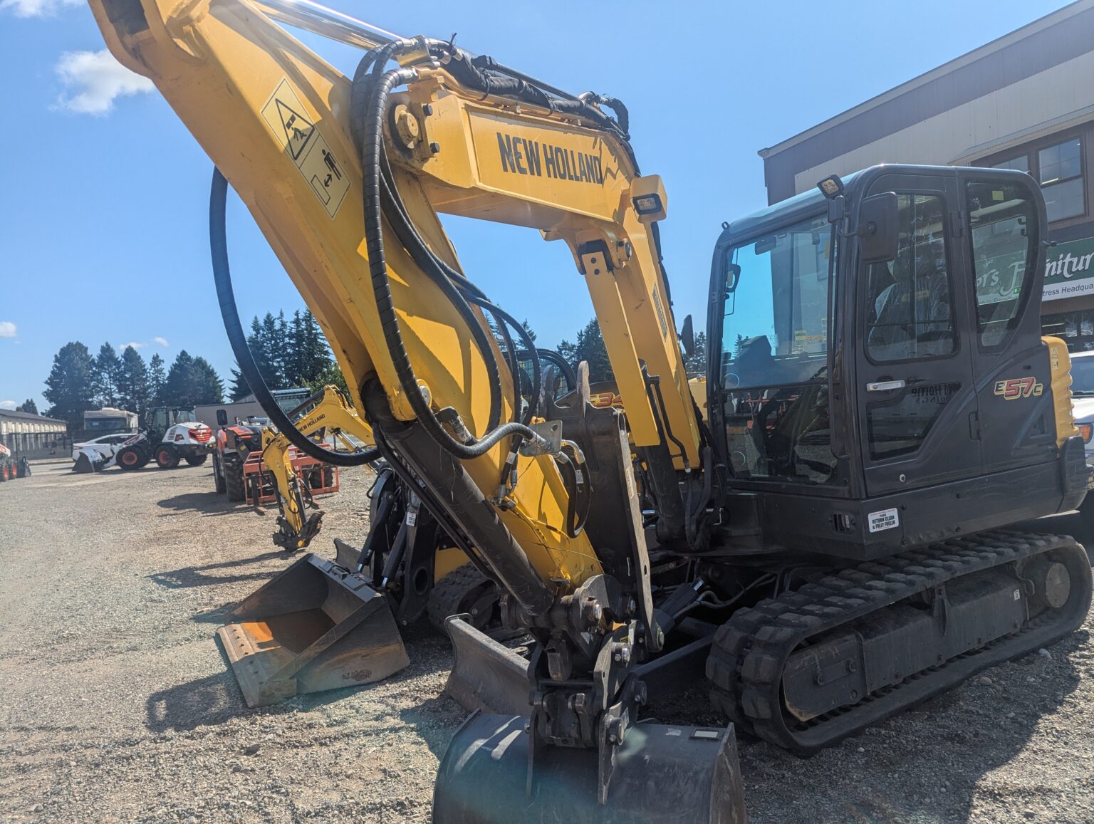 Excavators - BRIM Tractor