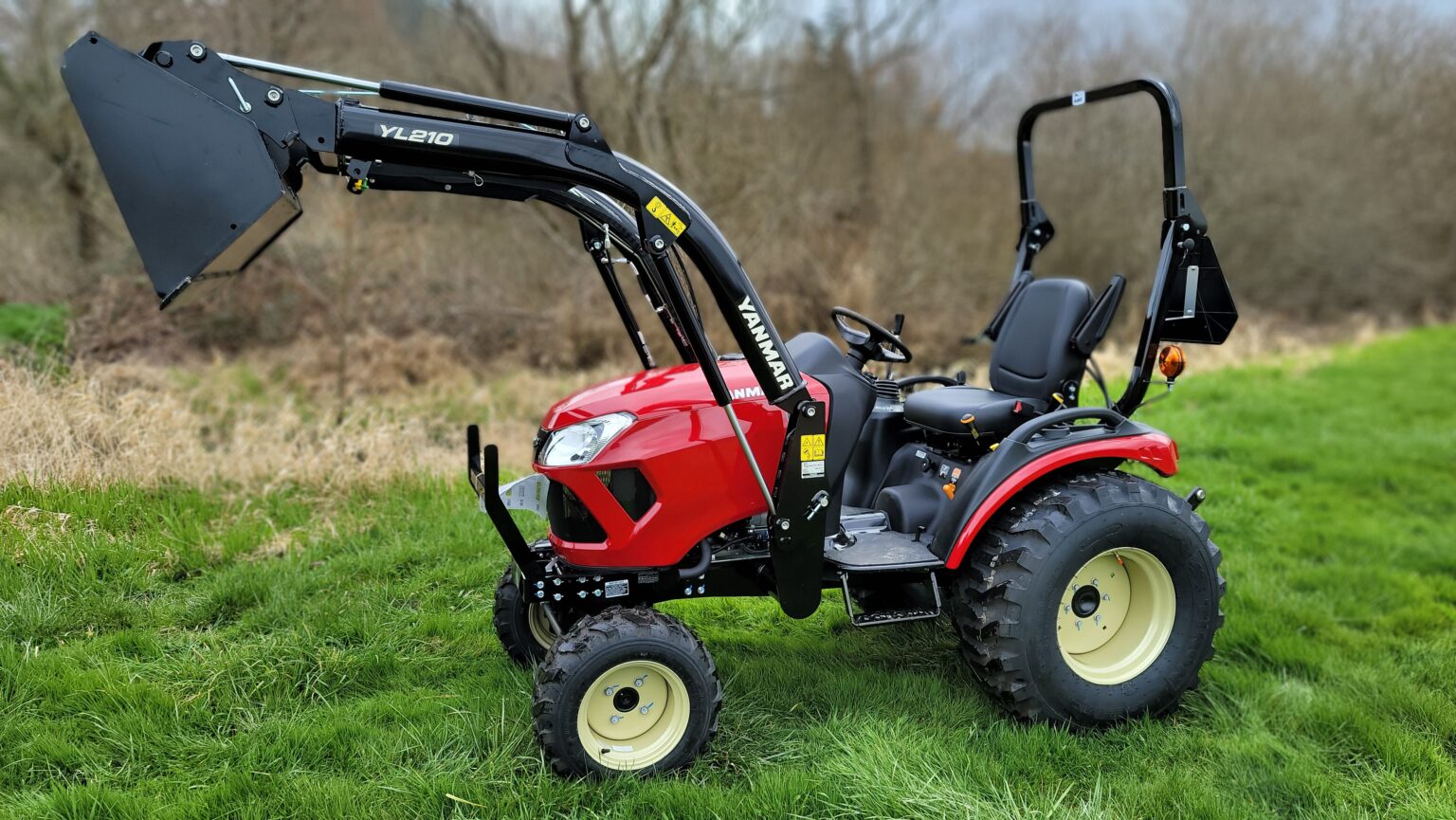 Yanmar SA425 Multi-Purpose Compact Tractor w/ 3rd Function – BRIM Tractor